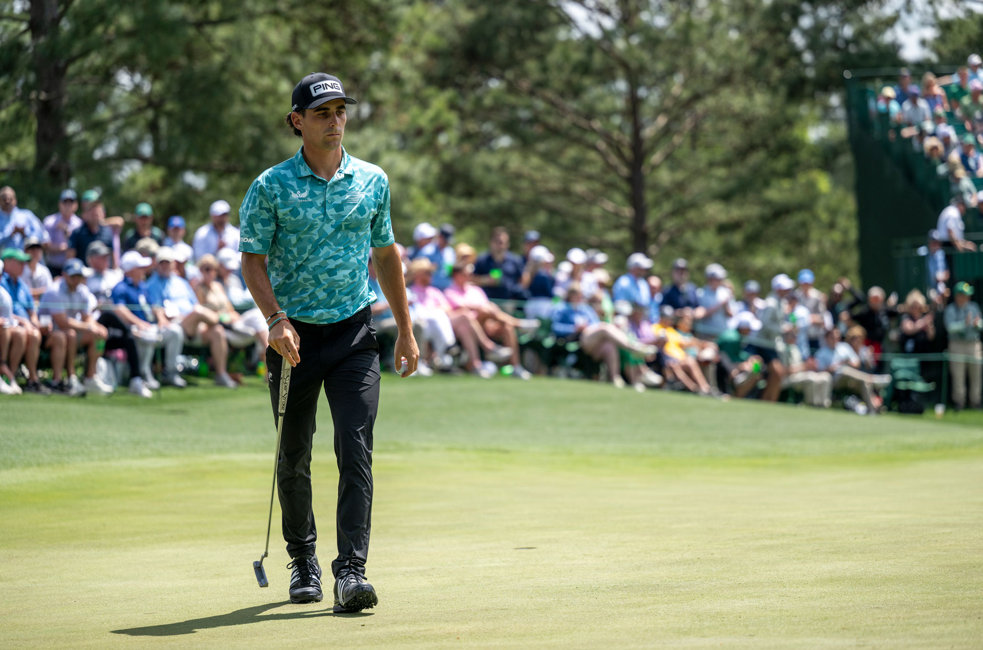 Joaquín Niemann mantiene equilibrio en exigente inicio del Masters de ...